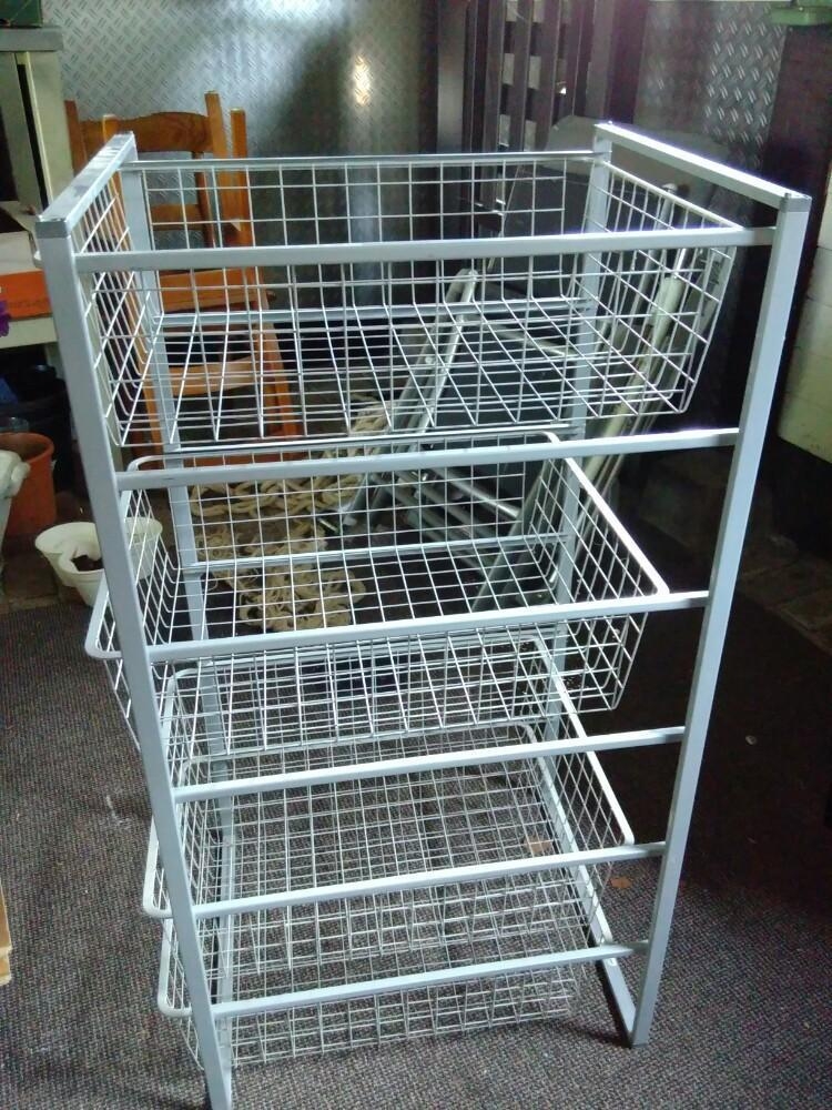 Passen de draadmanden van de Ikea serie Antonius in andere series ...